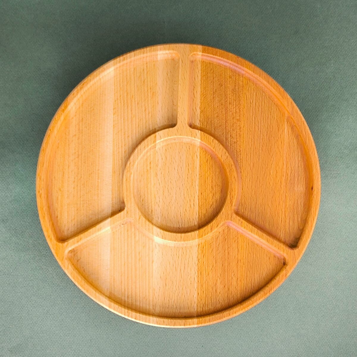 Доска сервировочная деревянная круглая, диаметр 27 см, менажница деревянная