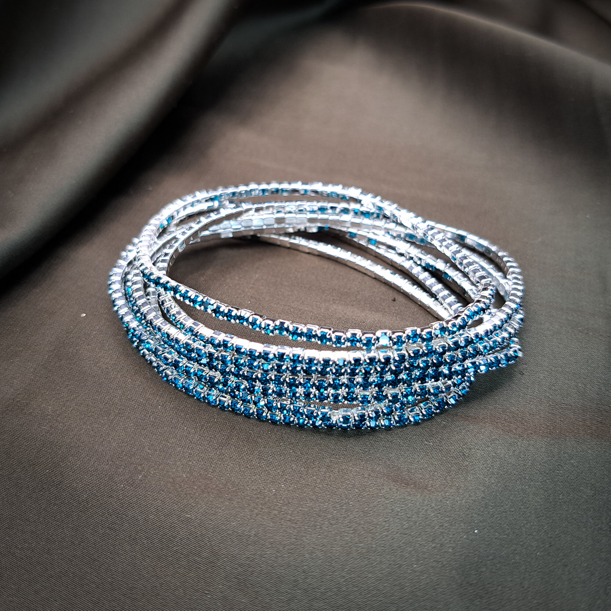 Эластичный браслет, фианит, стразы, искусственный камень