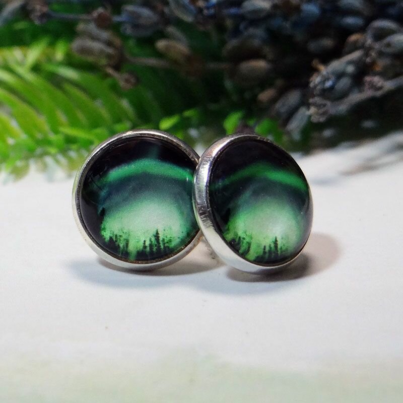 Серьги пусеты, стекло