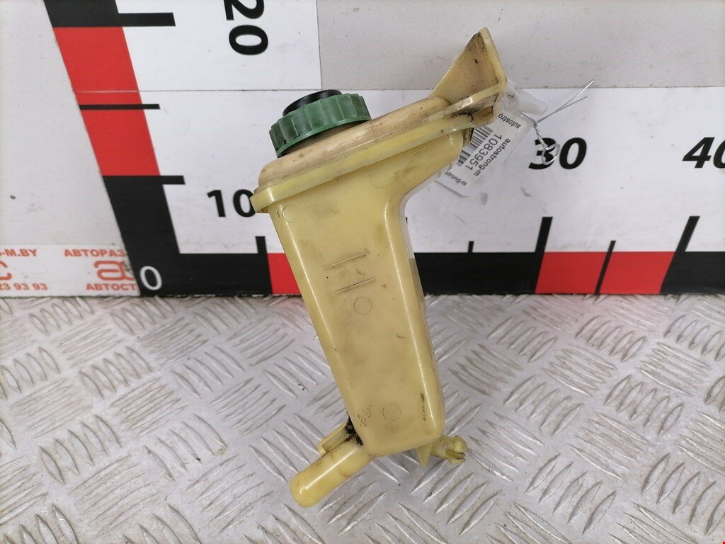 Бачок гидроусилителя Volkswagen Passat 5 8D0422371K арт. 1083951