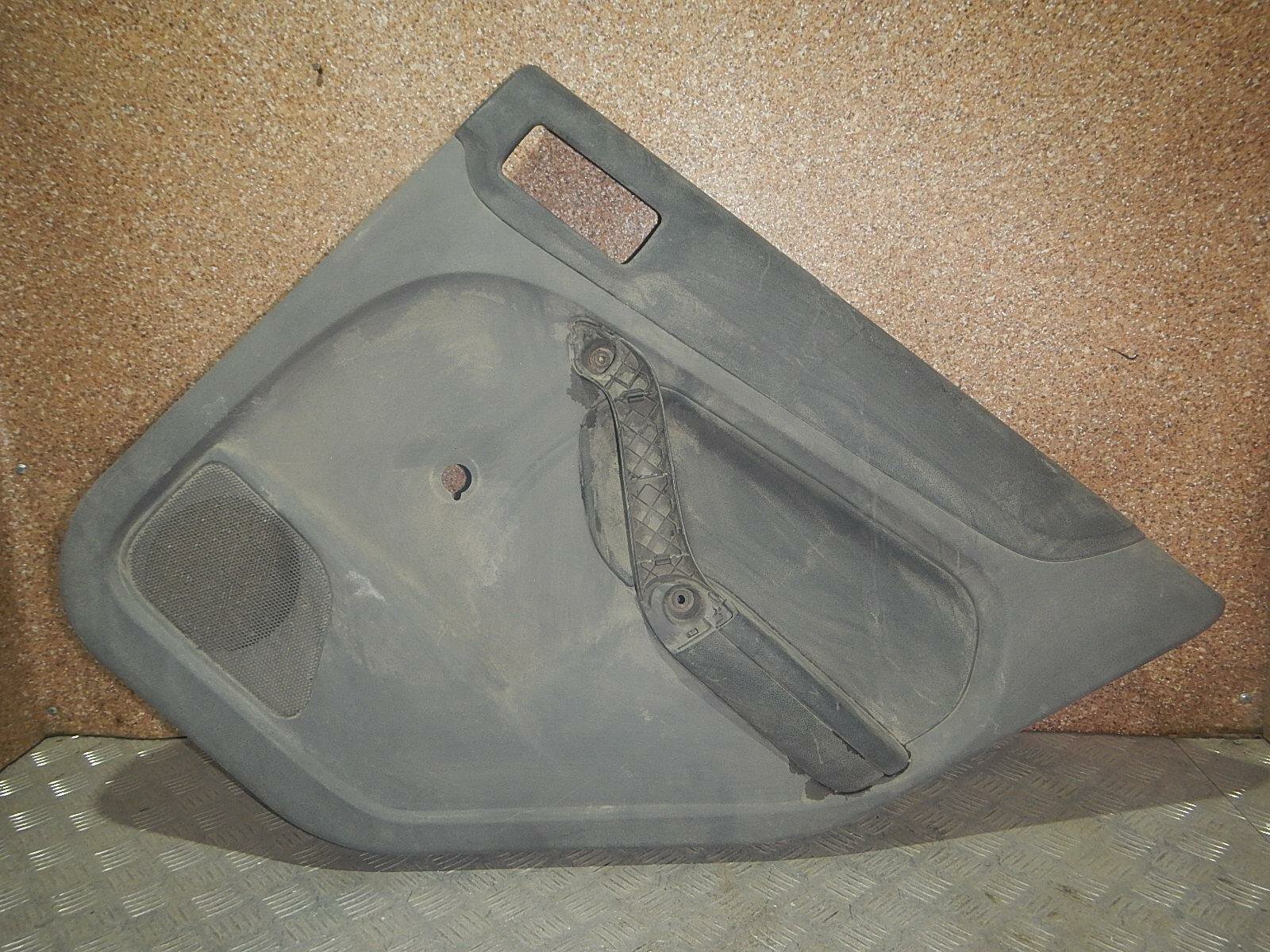 Б/У Обшивка двери задней правой, Ford (Форд)-FOCUS 2 (08-11) FORD FOCUS 2 (08-11) Под мех. стеклоподъемник Царапины 35474...