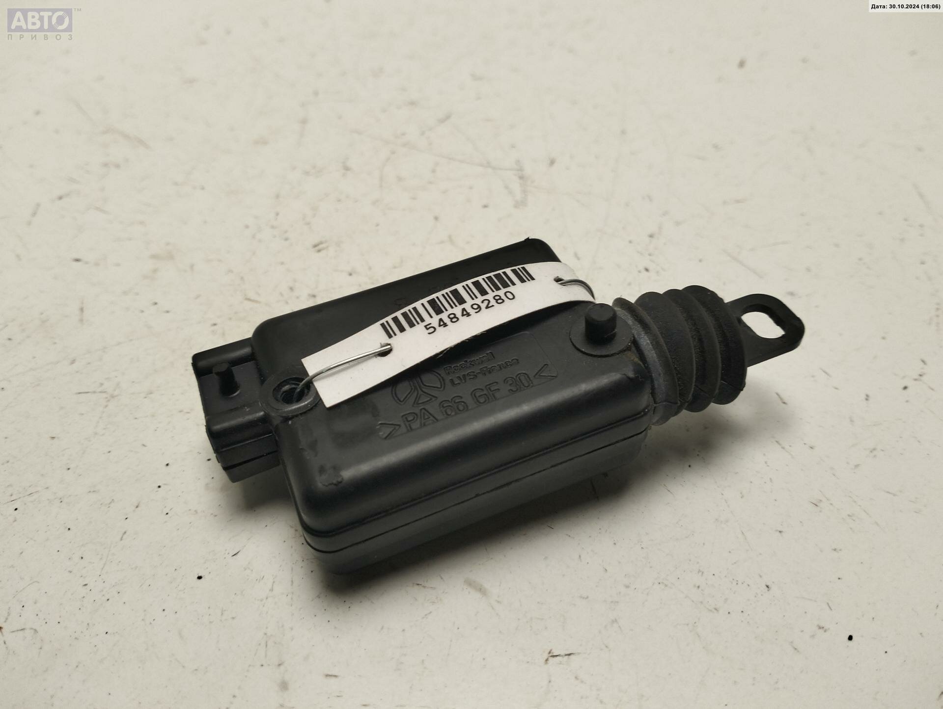 Активатор (привод) замка двери передней правой Dacia (Renault) Logan