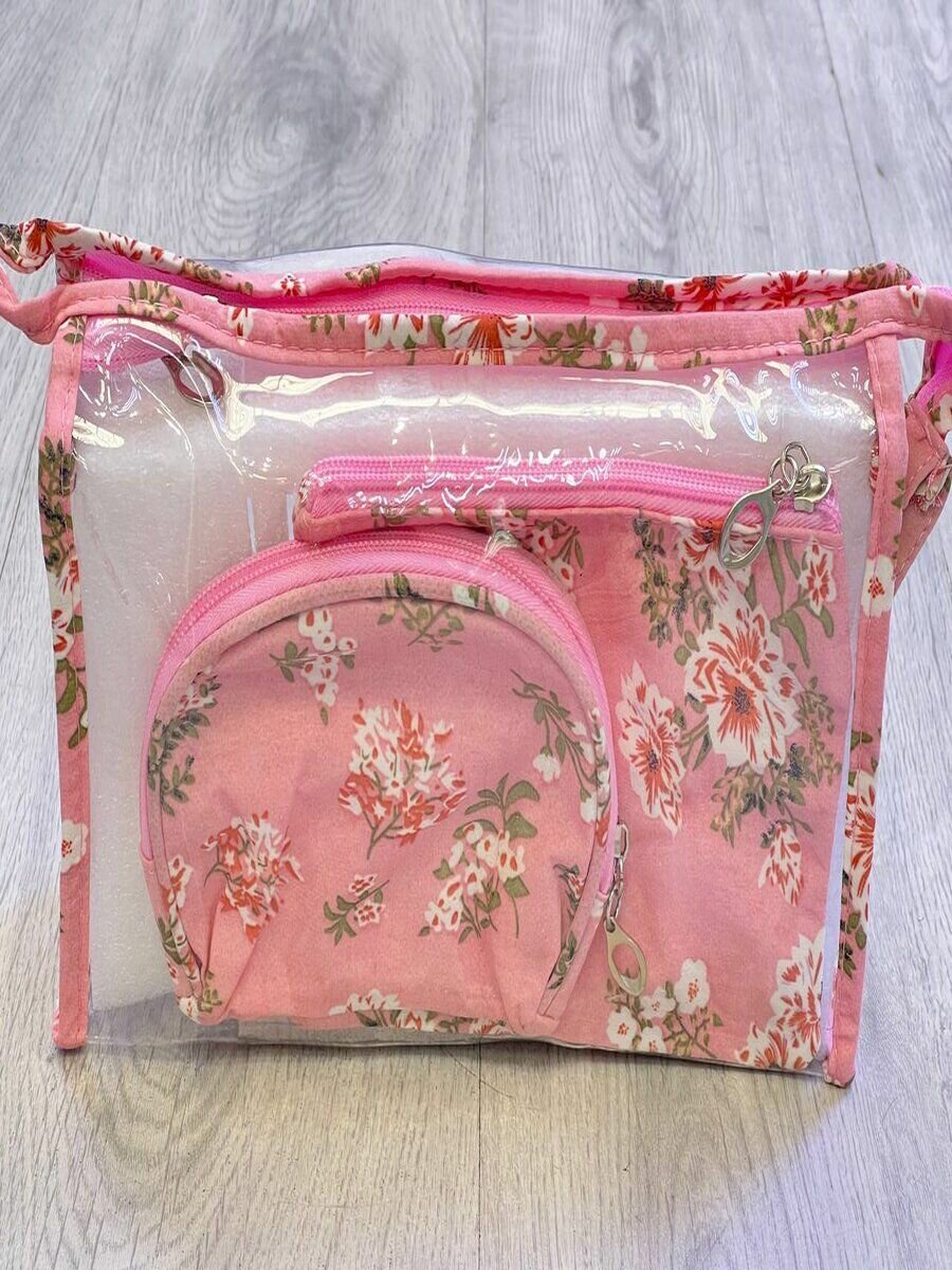 Комплект косметичек