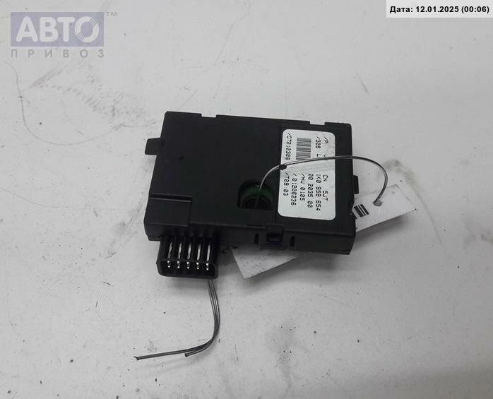 Датчик угла поворота руля Skoda Octavia mk2 (A5 1Z) 2004-2013