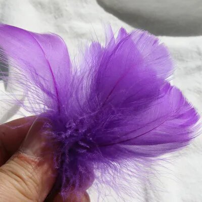 Натуральные гусиные и лебединые перья, 4-8 см, 100 шт. Dark Purple 100pcs