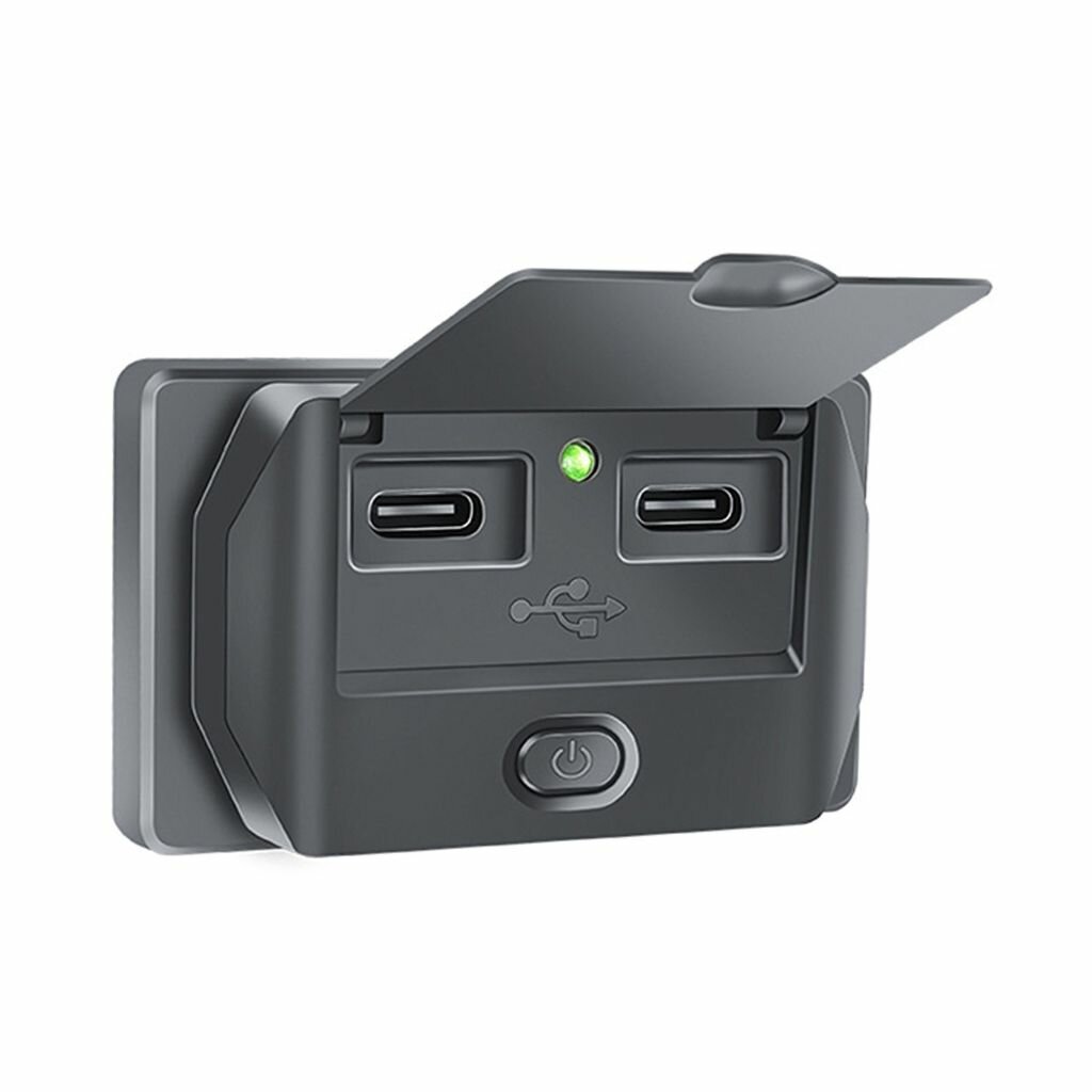 Автомобильный адаптер питания 12V-24V с портами USB и Type-C