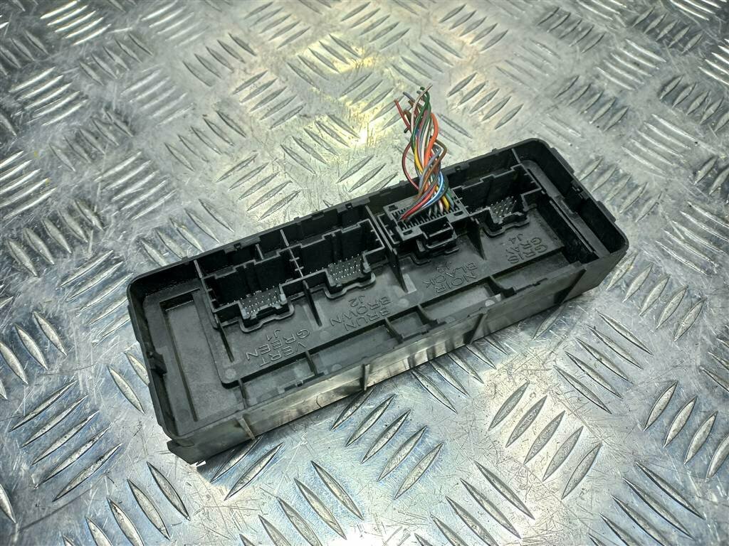 Блок управления Б/У для Opel Insignia I (2008—2013) 13309413