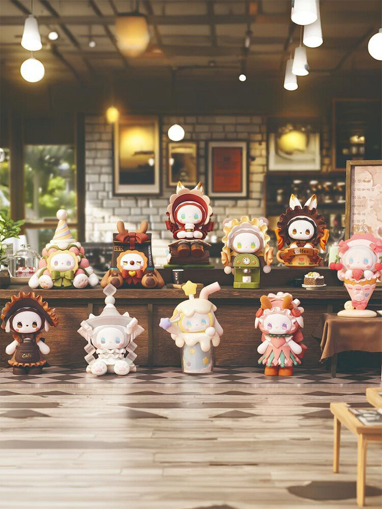 Фигурка Emma Secret Forest: Кофейня в сюрприз-боксе (78143)