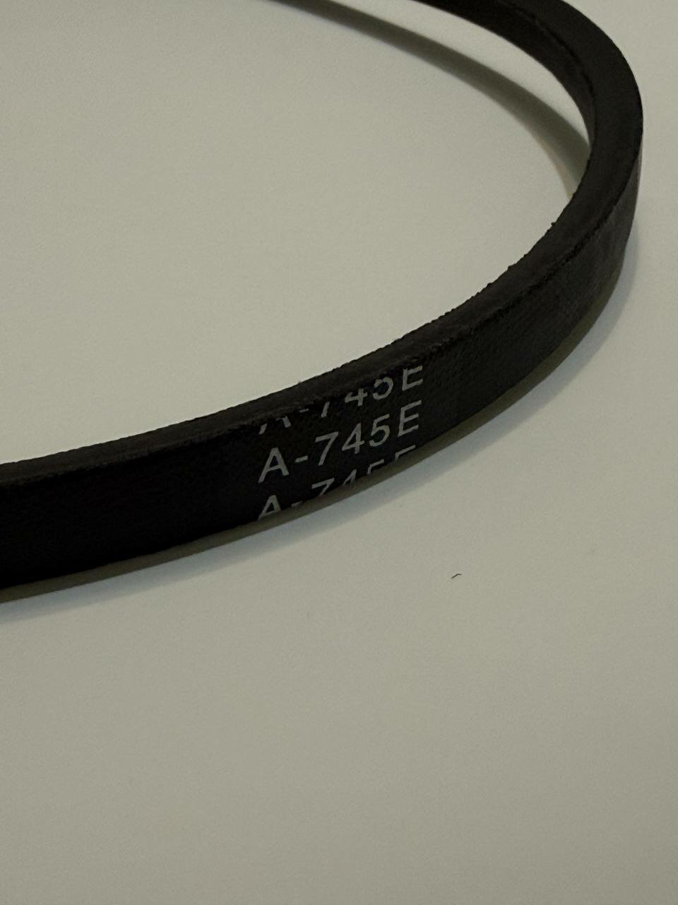 Клиновой ремень V-Belt А-745Е для стиральных машин, резина — фото 1