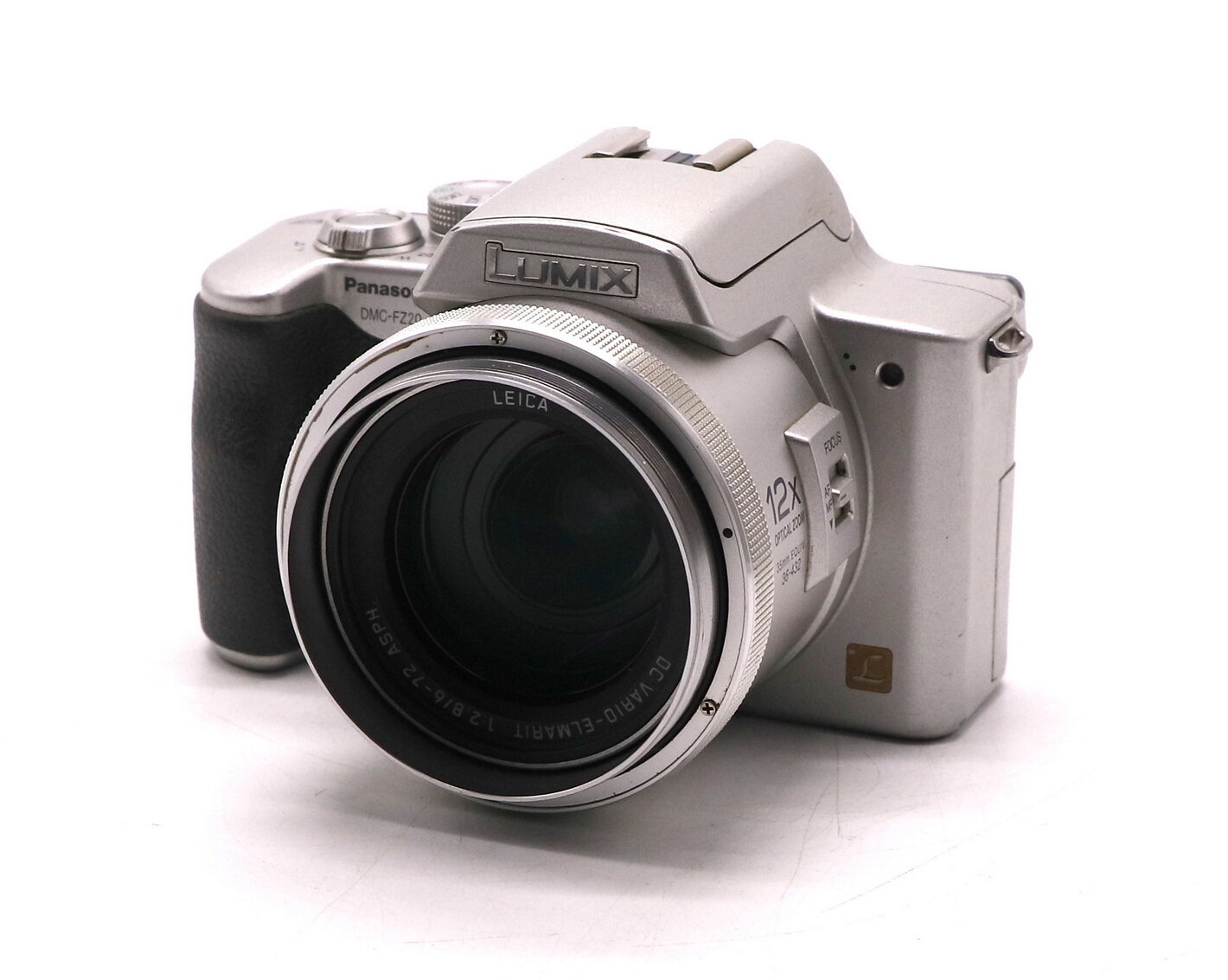 Компактная фотокамера Panasonic Lumix DMC-FZ20