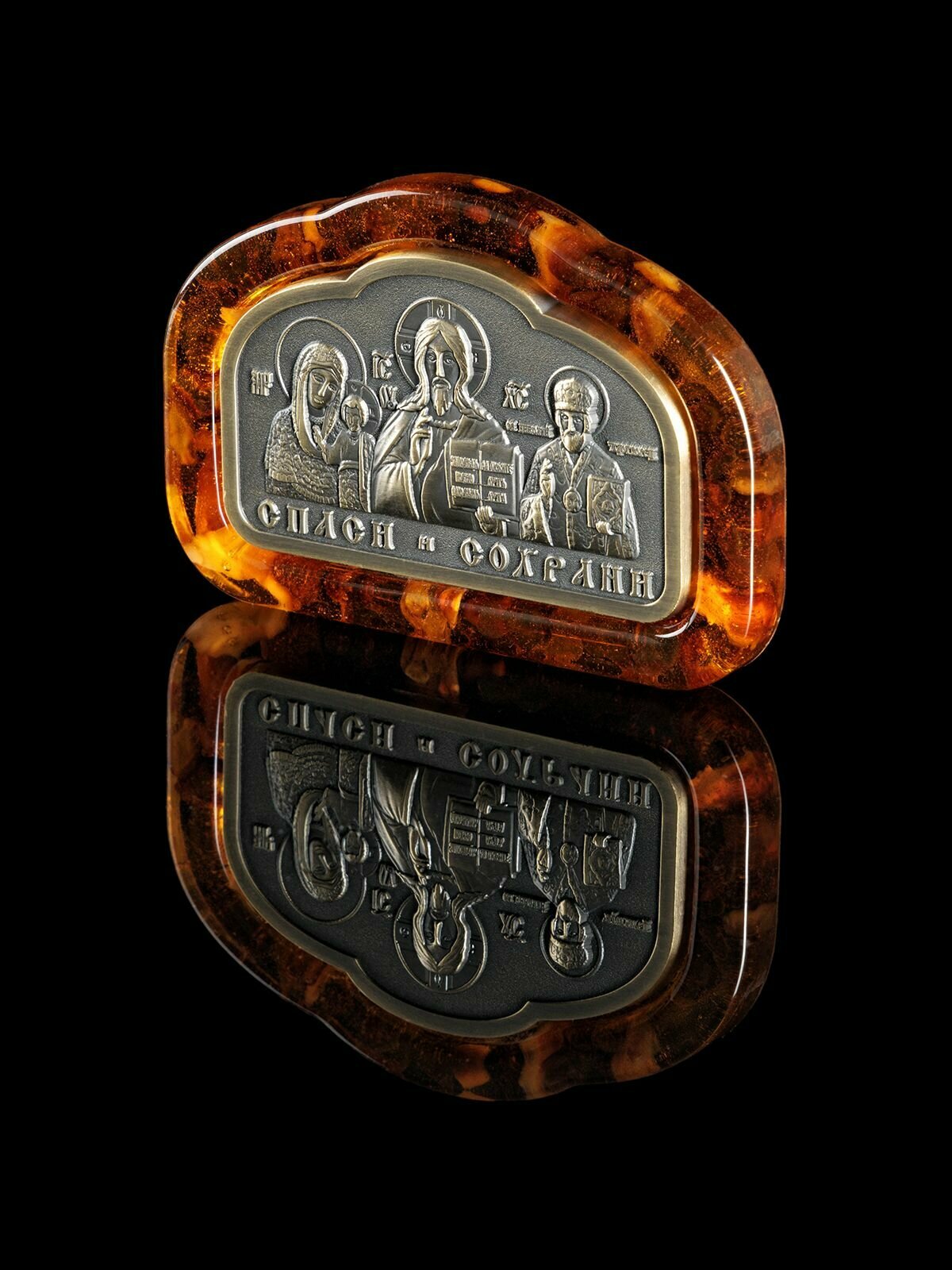 Икона в машину - триптих, автомобильная икона, оберег