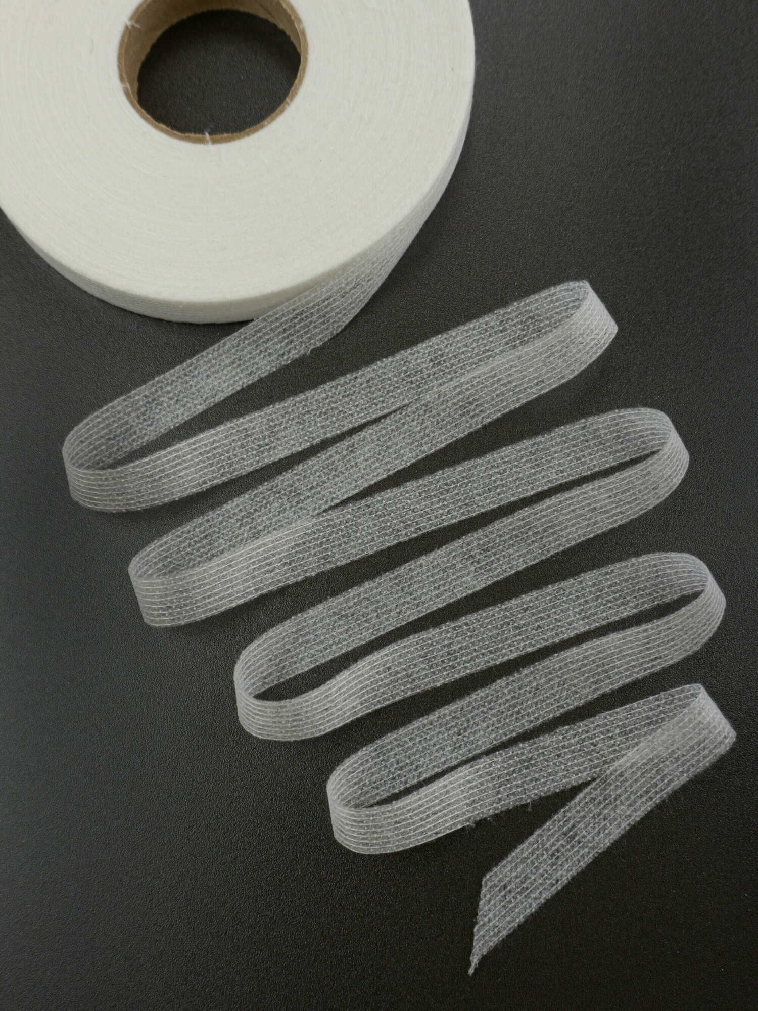 Нитепрошивная лента по долевой ширина 15 мм (рулон 100м) белая