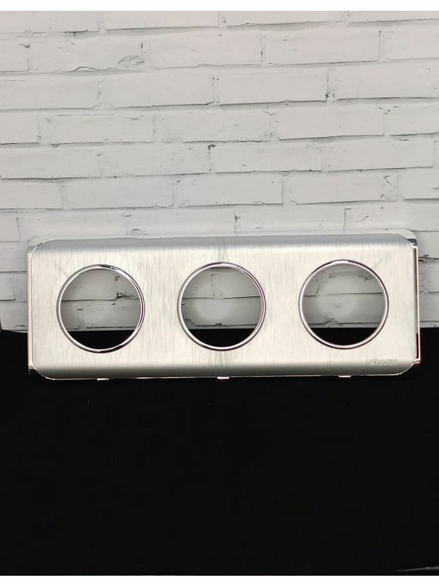 Рамка для розеток и выключателей тройная 356