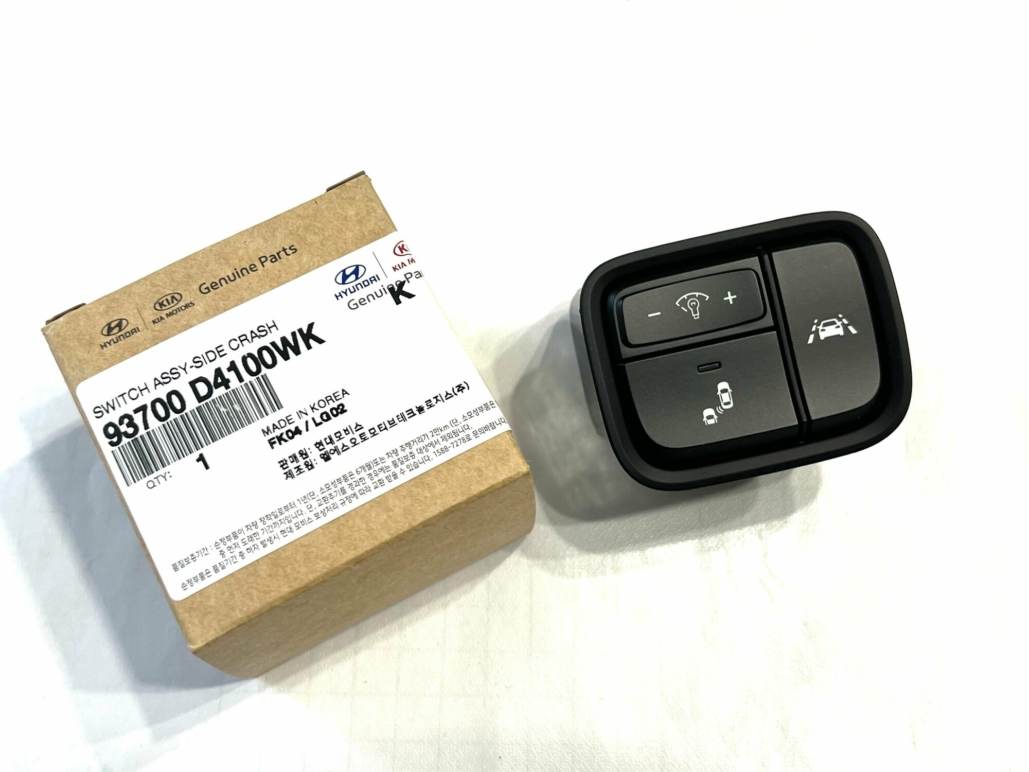 Блок кнопок управления удержания в полосе Kia Optima / Kia K5 93700D4100WK