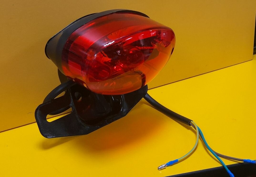 Стоп-сигнал ALPHA /овальный/ в сборе