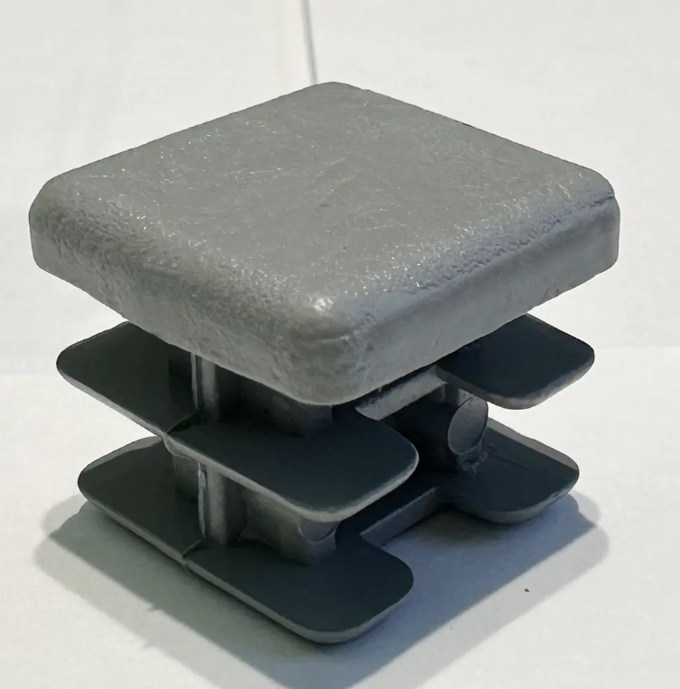 Заглушка 20х20 мм пластиковая для металлических профильных труб