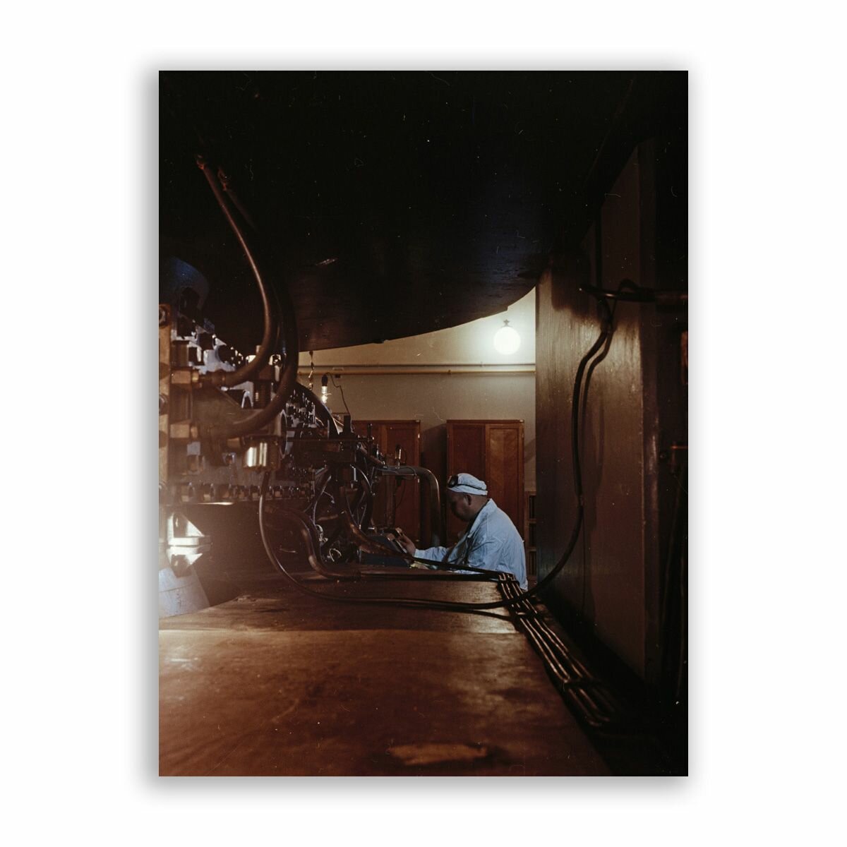 Советский постер, плакат на бумаге / Советские рабочие / Размер 40 x 53 см