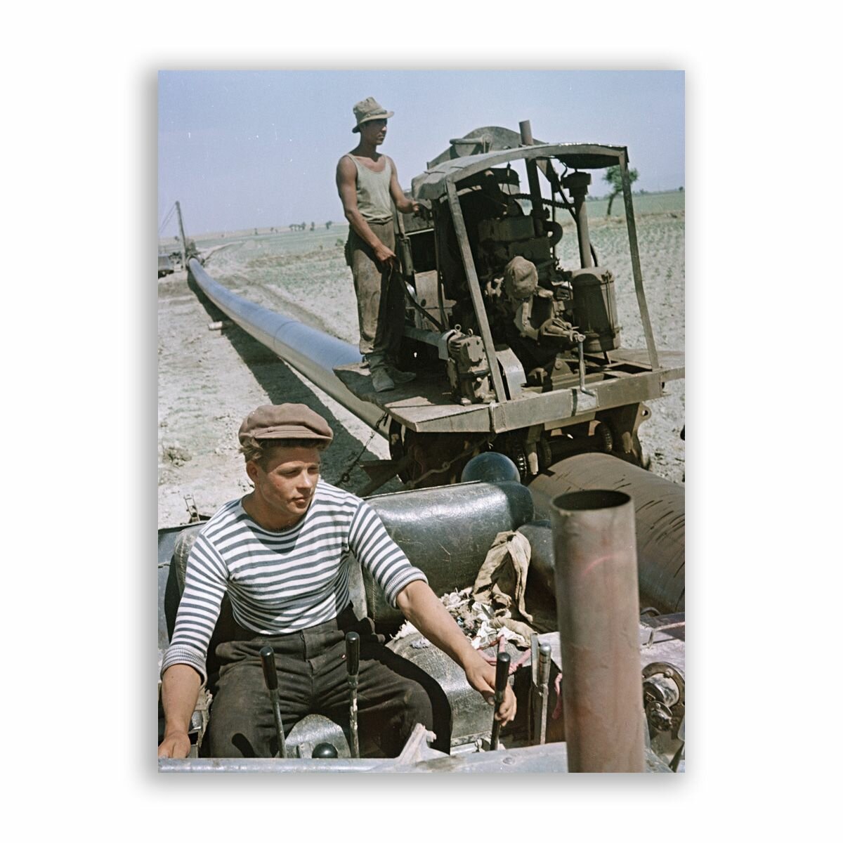 Советский постер, плакат на бумаге / Советские рабочие / Размер 40 x 53 см