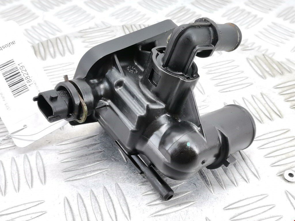 Корпус термостата Opel Corsa D 55206391 арт. 1882291