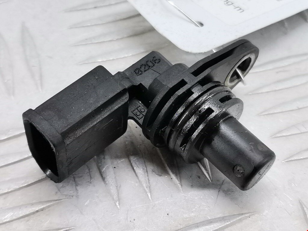 Датчик распредвала Volkswagen Polo 4 036907601E арт. 1592953