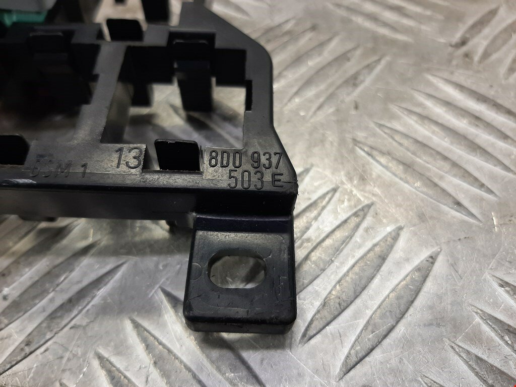 Блок реле Audi A4 B5 4A0941822 арт. 1100444