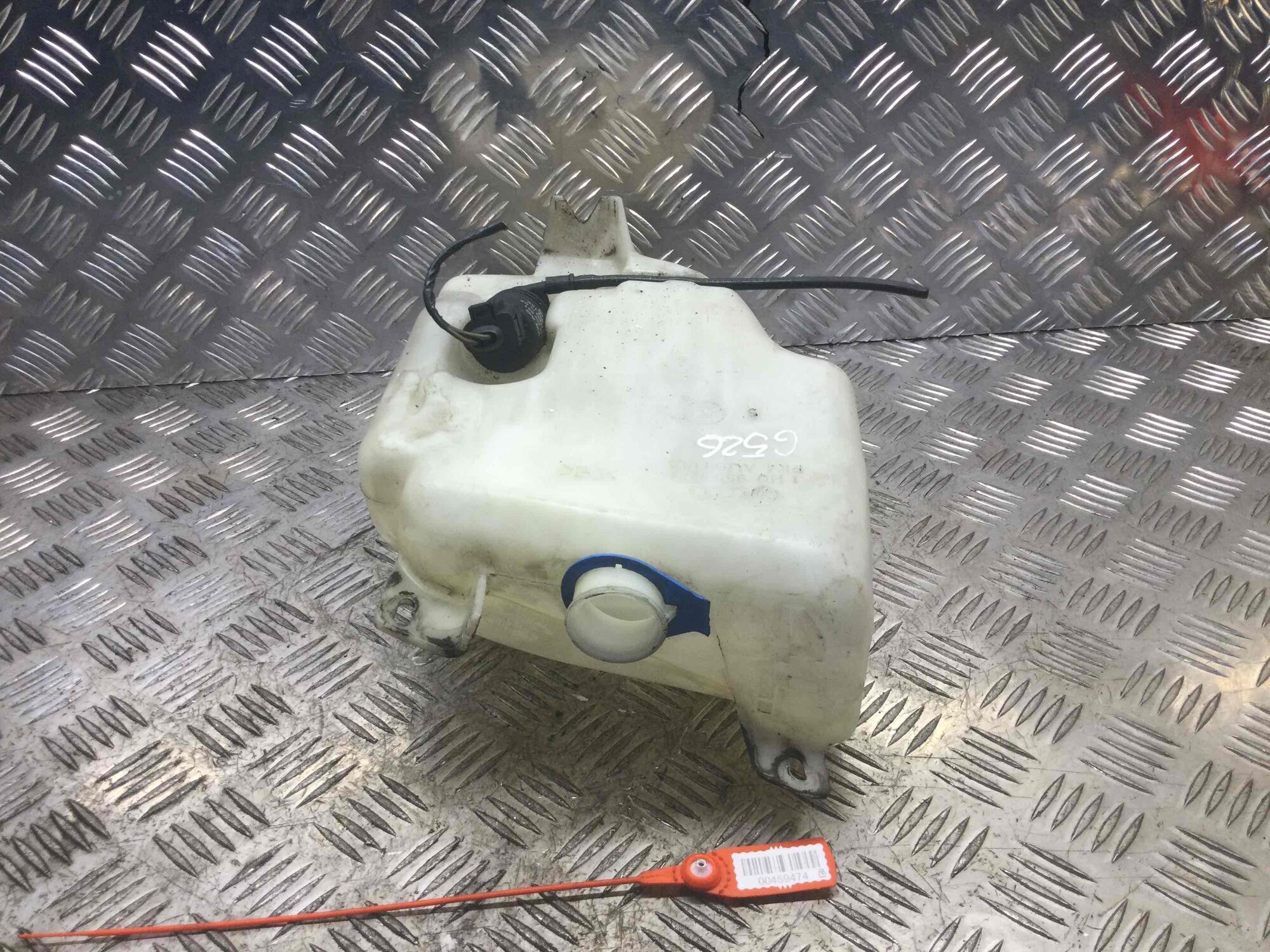 Б/У Бачок омывателя Volkswagen Golf 4 поколение (1997-2004) 2000 г.