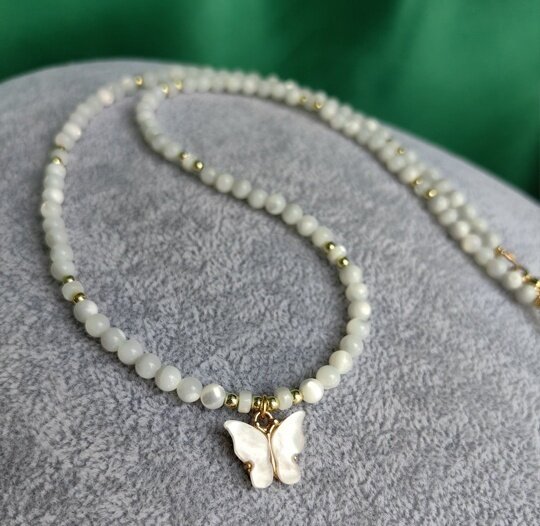 Бусы, перламутр