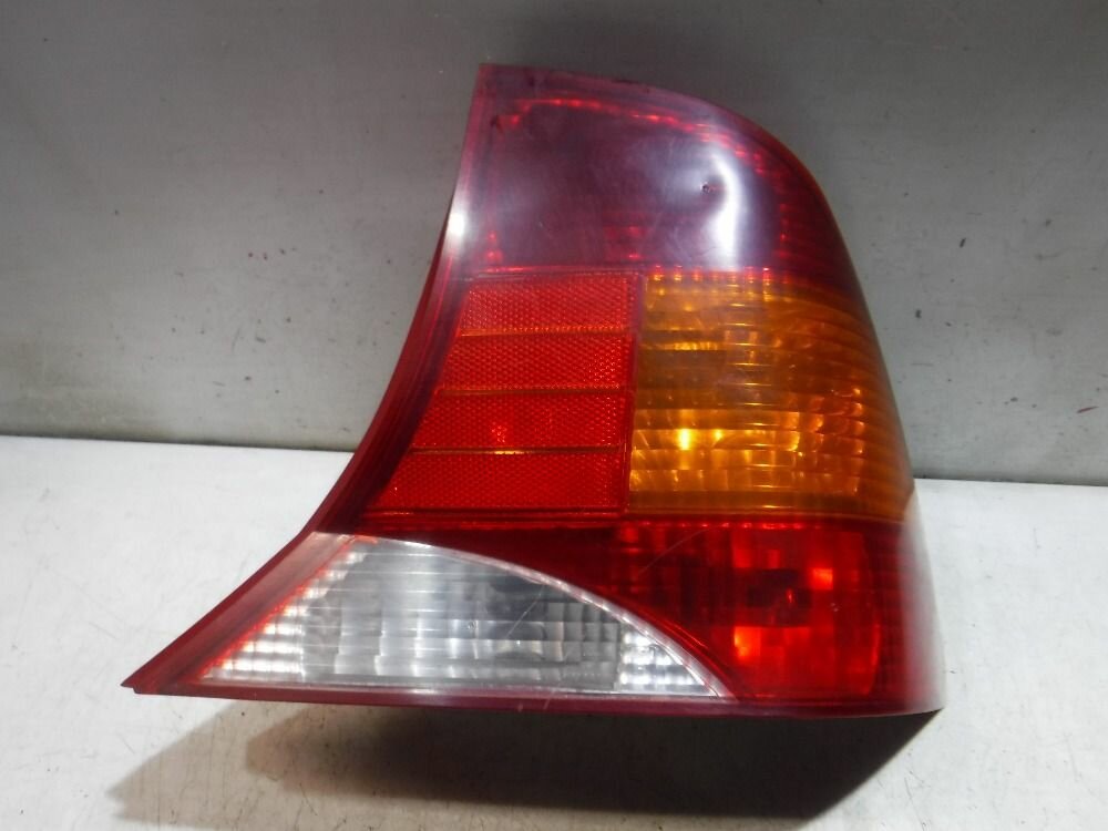Фонарь задний правый Ford Focus I 1150021