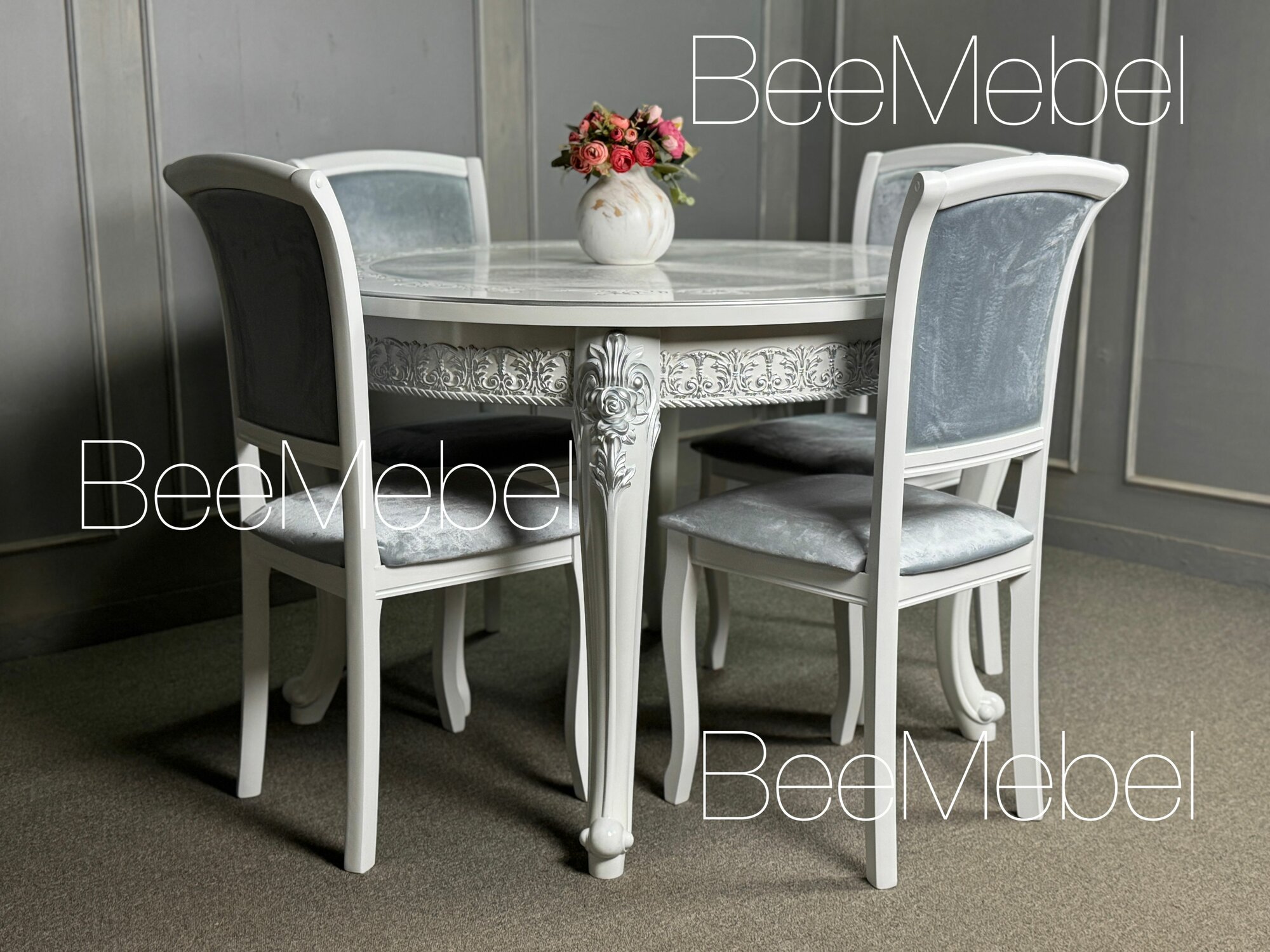 Обеденная группа, стол круглый 120 и 4 стула . Обеденная группа белая