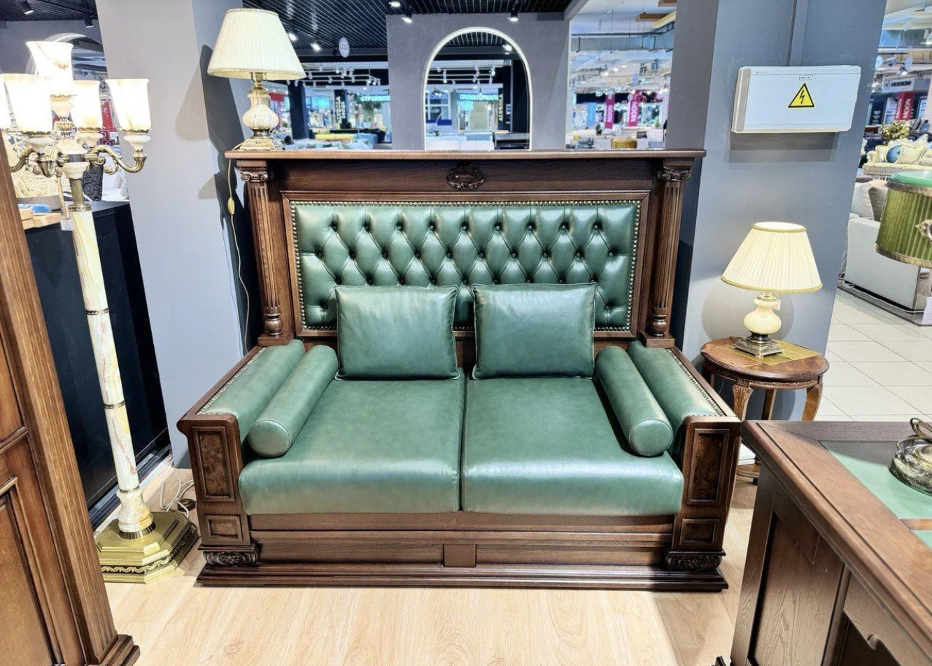 Диван в кабинет «адмирал» (Грани стиля), двухместный, раскладной, спальное место, натуральная кожа, массив дуба