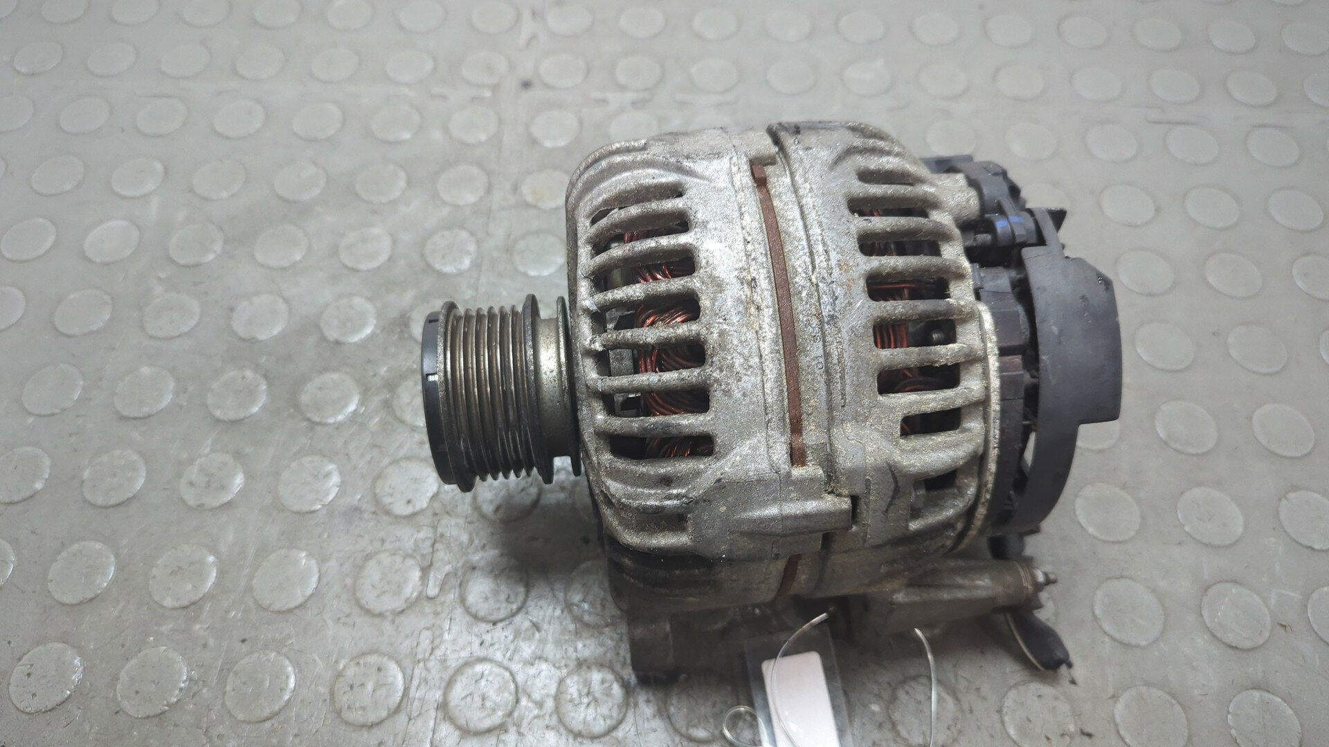 Генератор Seat Leon 2 Б/У