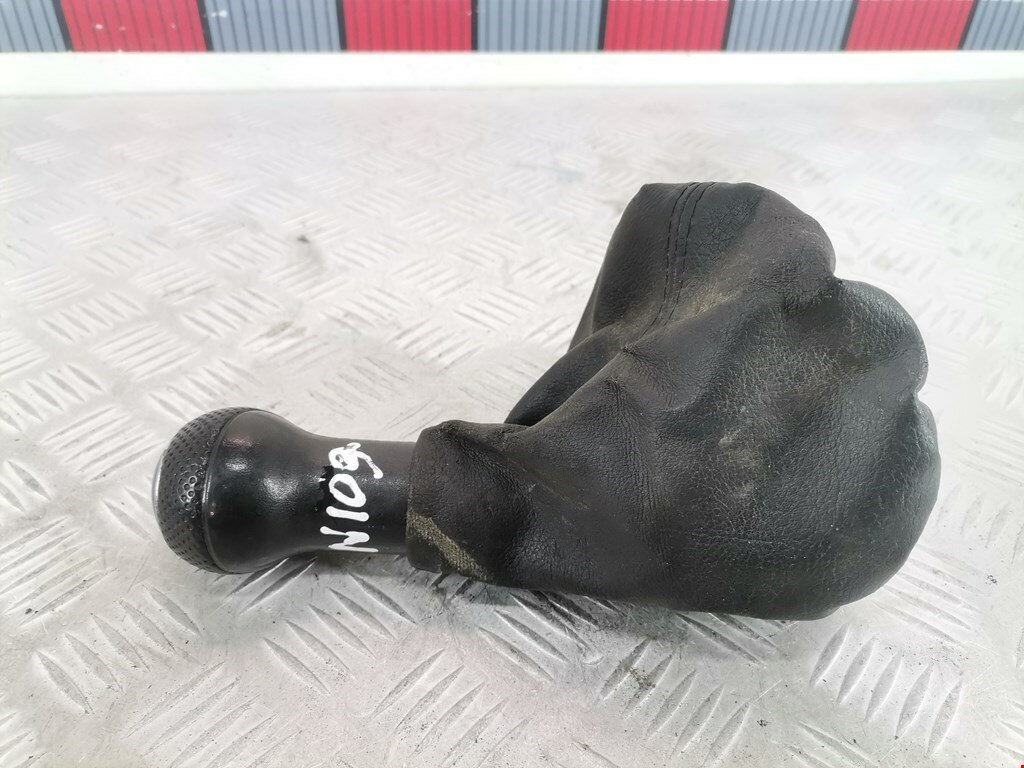 Ручка переключения передач Volkswagen Golf 4 1J0711113 арт. 1693507