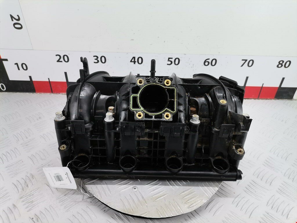 Коллектор впускной Opel Corsa B 90570969 арт. 1555481