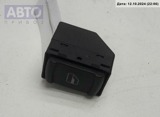 Кнопка стеклоподъемника переднего правого Volkswagen Passat B5