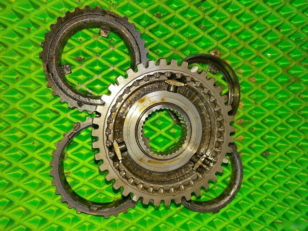 Муфта 1-2 с синхронами 25187344 шевроле круз 1,6 25187344