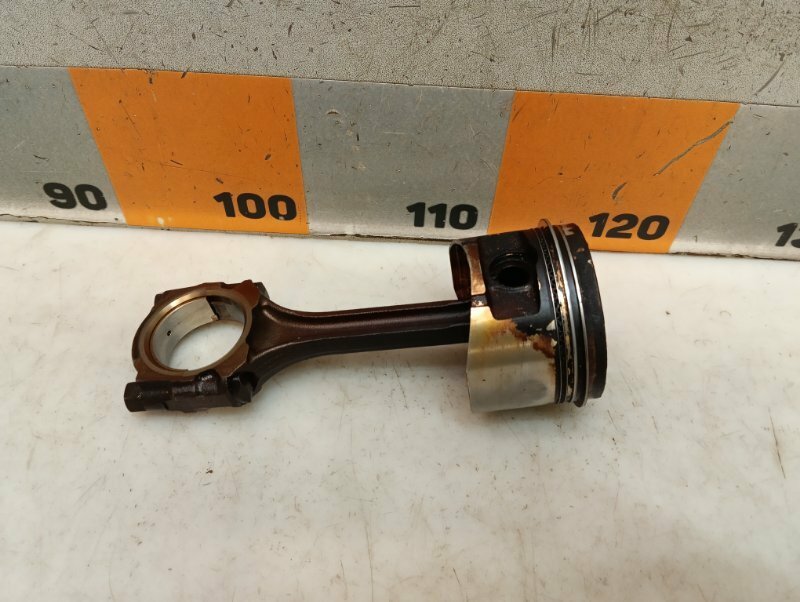 Б/У 1.6 QG16DE Поршень с шатуном Nissan Almera Classic 2008 B10 373686 NISSAN арт. A20108N700, 121004M500