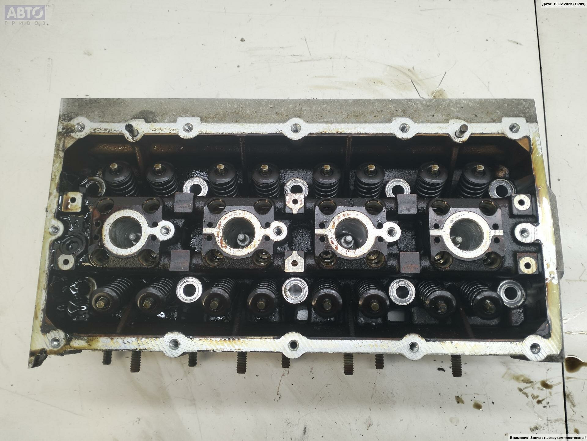 Головка блока цилиндров двигателя (ГБЦ) Volkswagen Golf-4