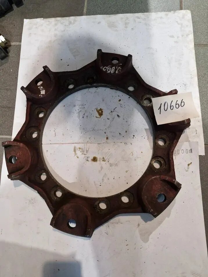 Диск МАЗ опорный ступицы передней (корона) ОАО МАЗ 5336-3101015