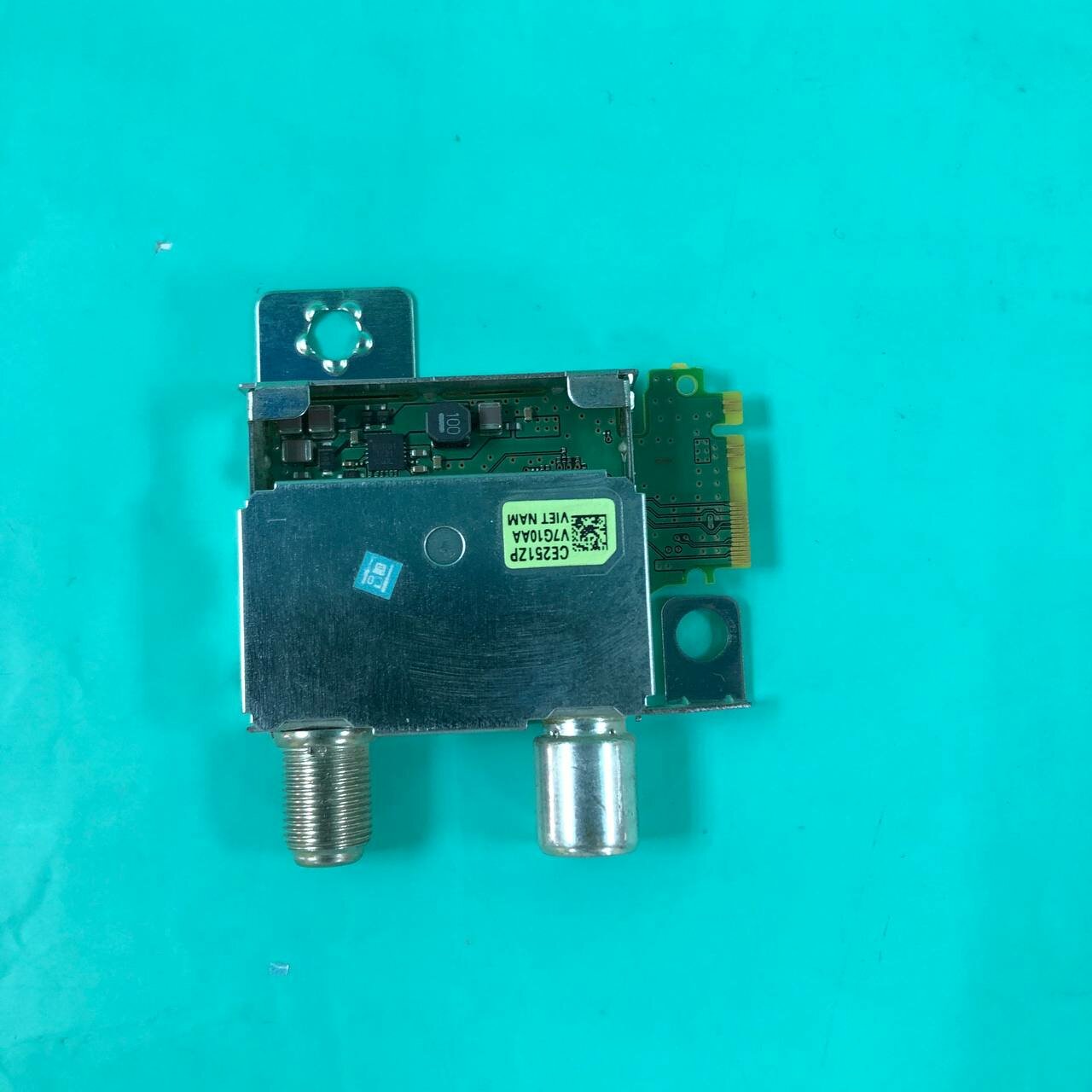 TV тюнер SONY KD-49XE7077