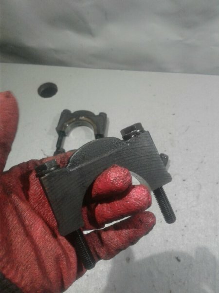 Крышка коленвала Volkswagen Passat 3B3 AWT 1996 (б/у)