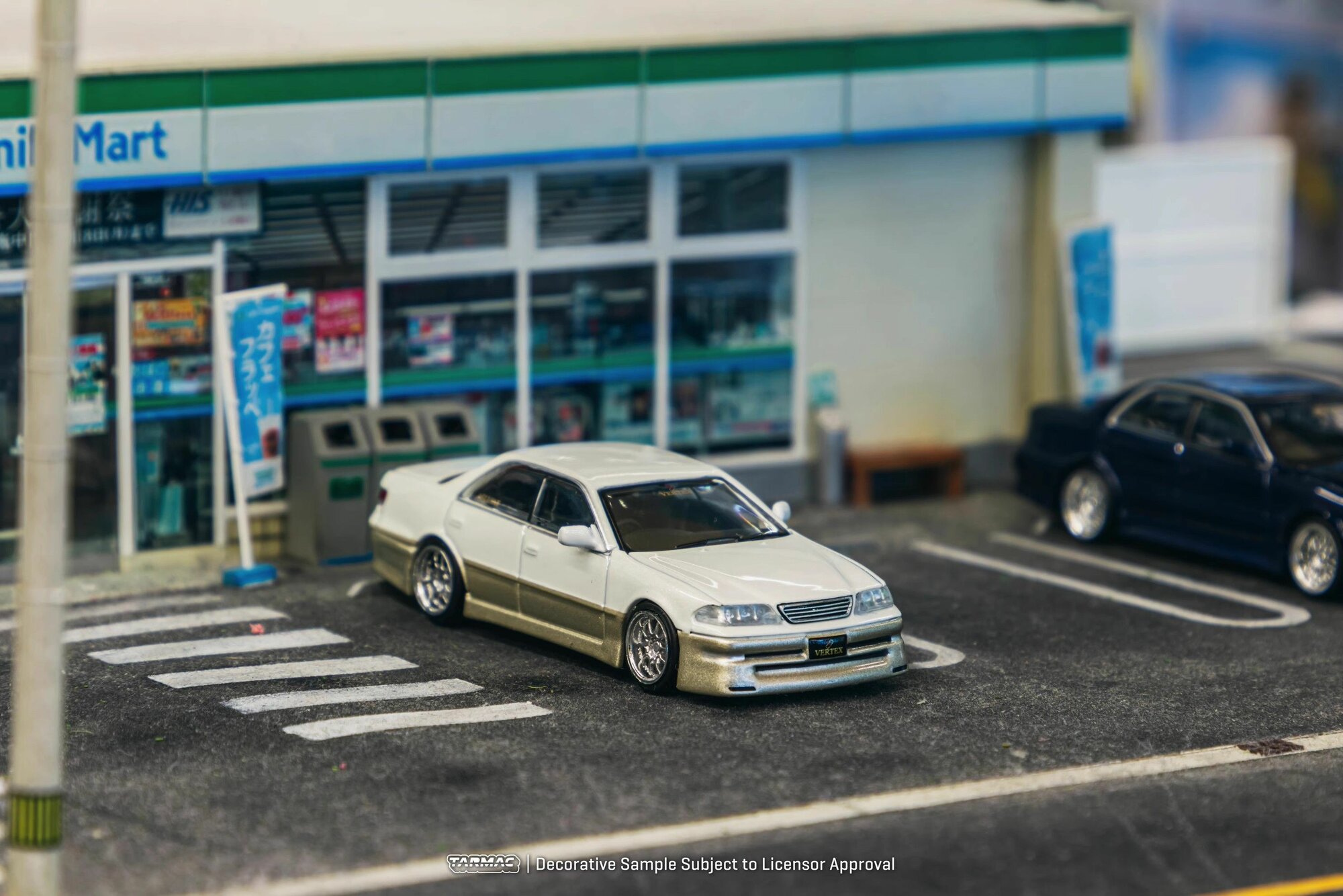 Модель коллекционная Tarmac Works 1/64 VERTEX TOYOTA JZX100 Mark II Белое золото