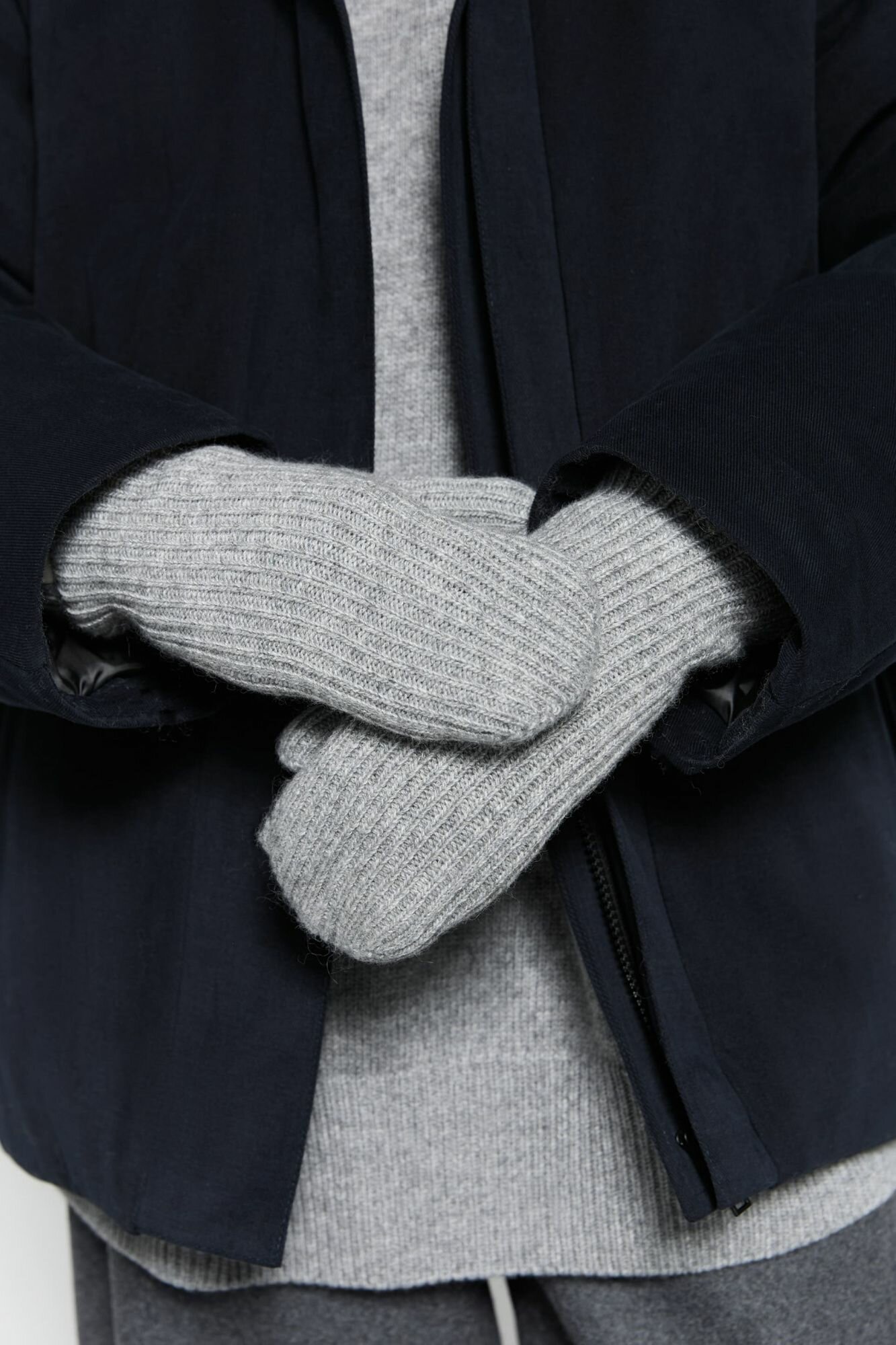 Варежки для женщин