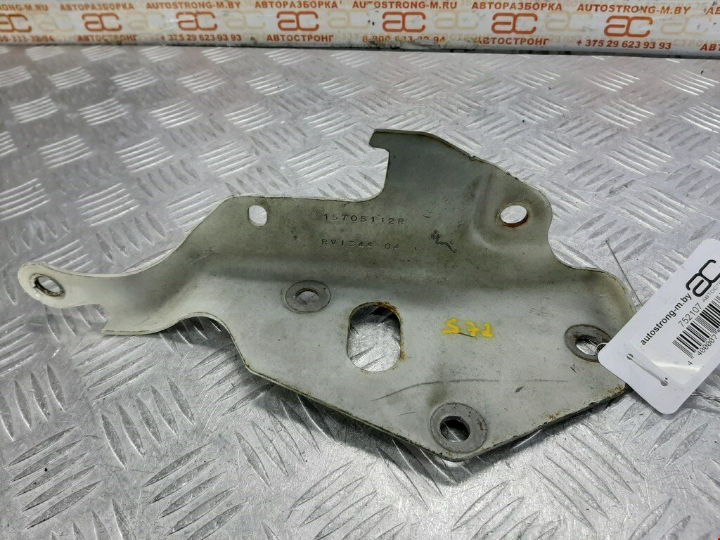 Петля капота правая Cadillac Escalade 2 (GMT800) 12472770 арт. 752107