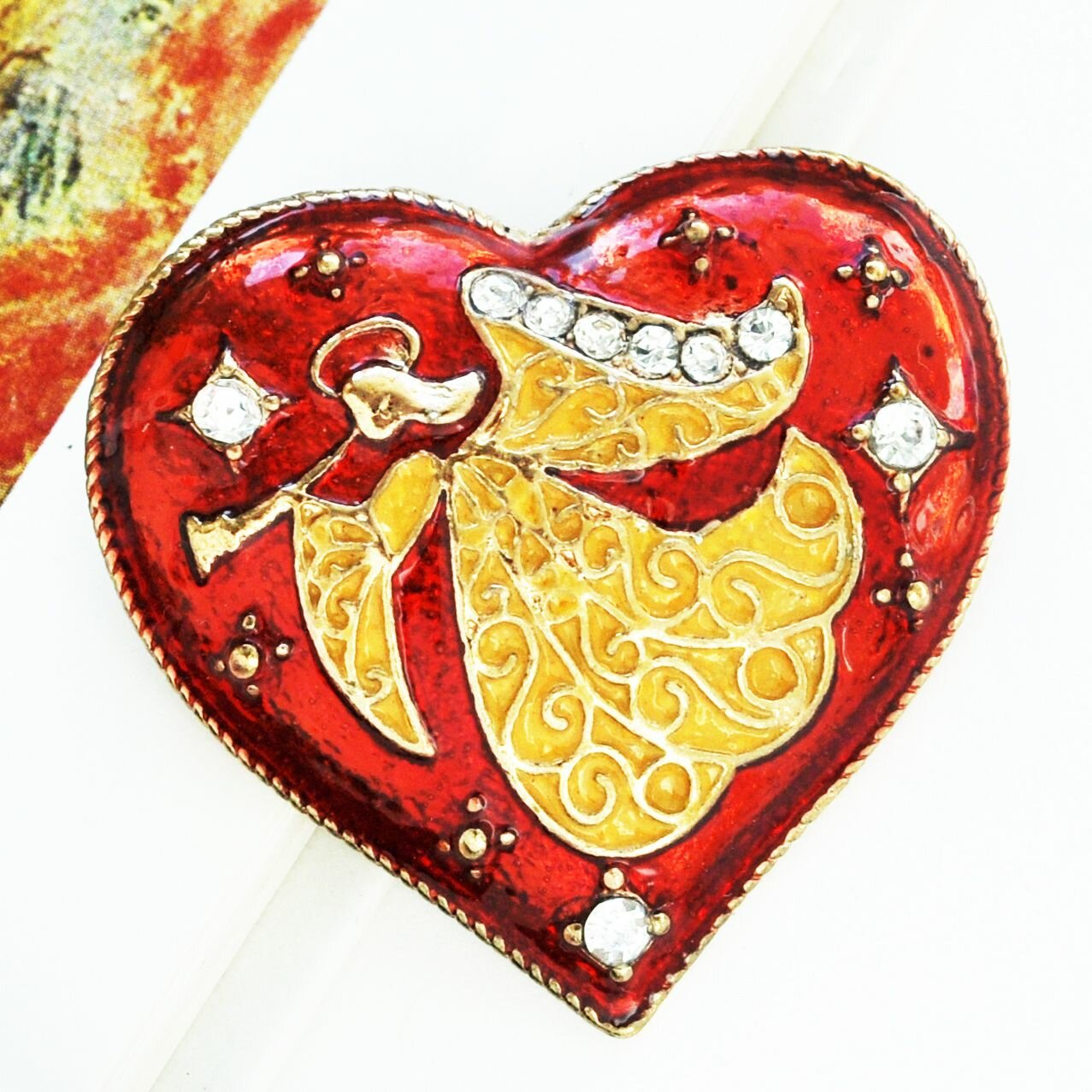 Брошь, стразы, эмаль