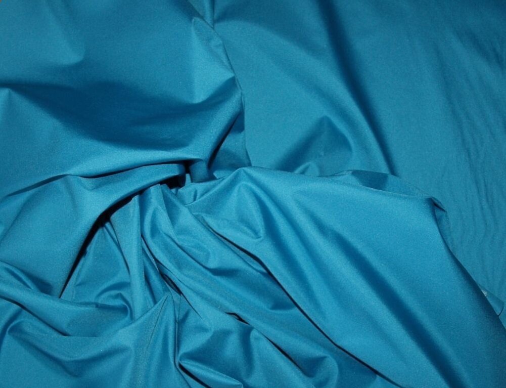 Дюспо 240 PU Милки отрезная ткань для пошива верхней зимней и демисезонной одежды /курток, комбинезонов, плащей/, спортивных и лыжных костюмов. Любой метраж единым отрезом