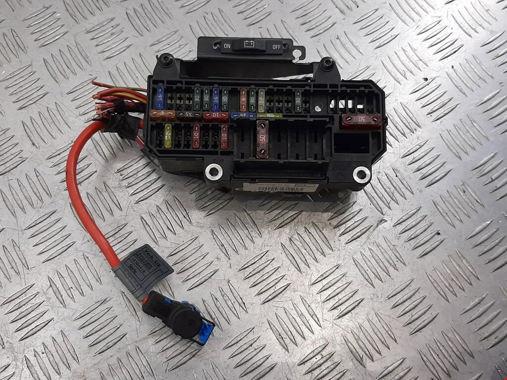 Блок предохранителей BMW 7-Series (E65/E66) 61136900583 арт. 701122