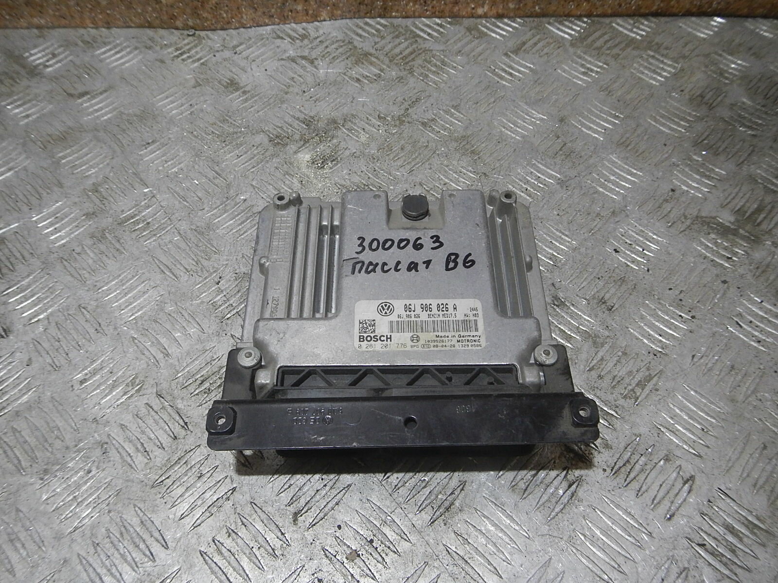 Б/У Блок управления двигателем, Volkswagen (Фольксваген)-PASSAT B6 (05-10) VOLKSWAGEN PASSAT B6 (05-10) 1.8 BZB Без видим...