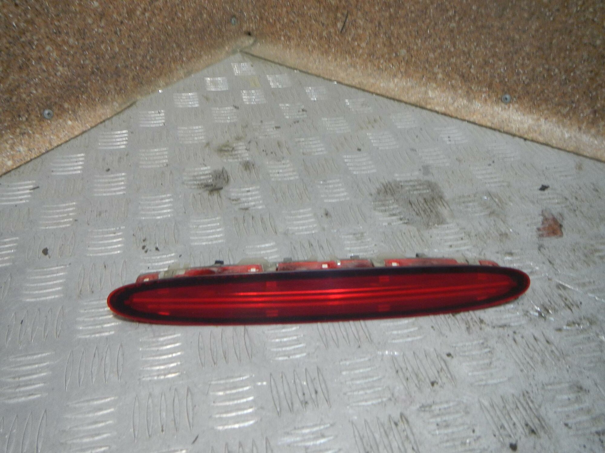 Б/У Фонарь задний (стоп сигнал), Mazda (Мазда)-MPV II (LW) (99-06) MAZDA MPV II (LW) (99-06) Потертости. 467174 MAZDA ар...