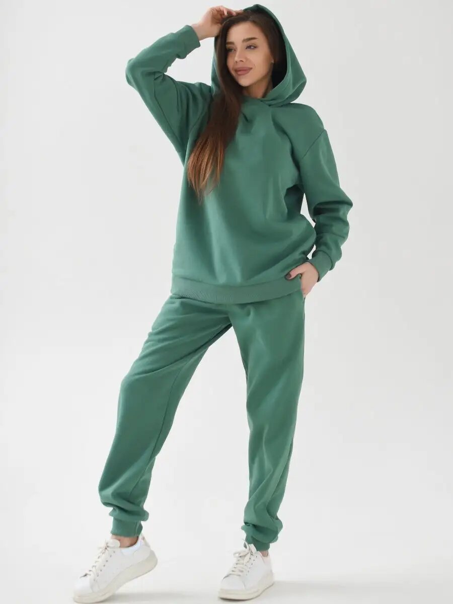 Костюм спортивный