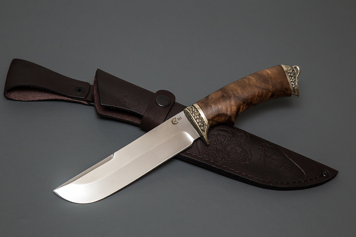Нож из стали D2 «Варяг», рукоять литье мельхиор, ореховый кап